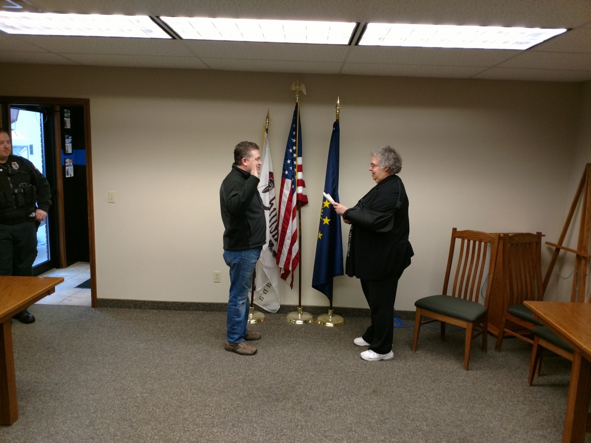 Terry Williams & Dylon Neff sworn in – TOWN OF SHIPSHEWANA